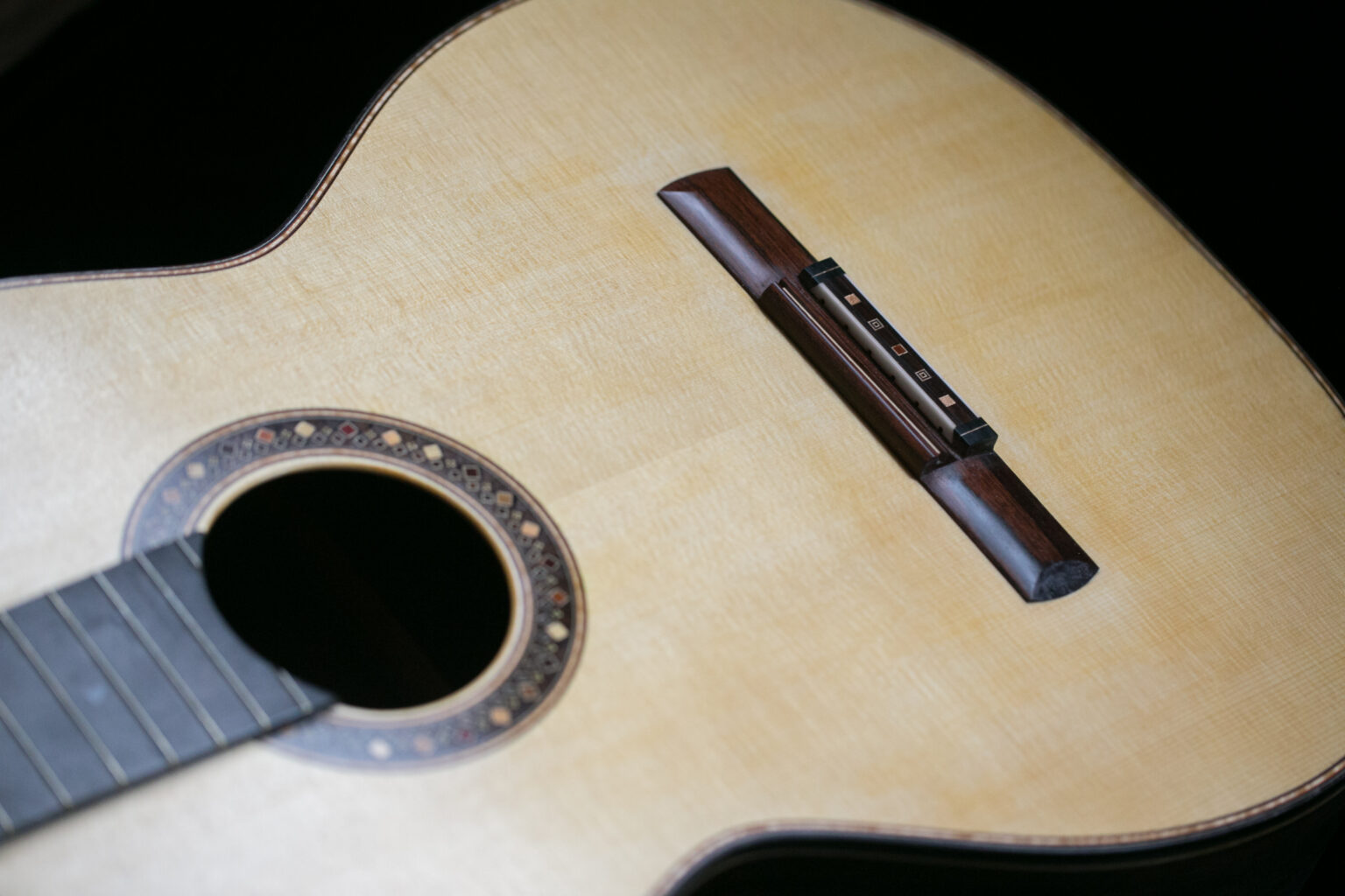 君島聡 | GUITAR MAKERS JAPAN